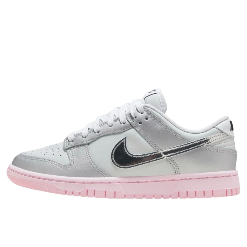 Objevte nejnovější Sneakers a Streetwear na našem e-shopu. Nakupujte ...